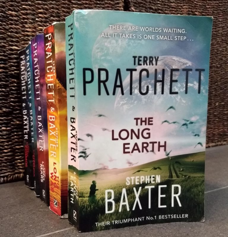 The Long Earth — Terry Pratchett & Stephen Baxter | Bennettarium